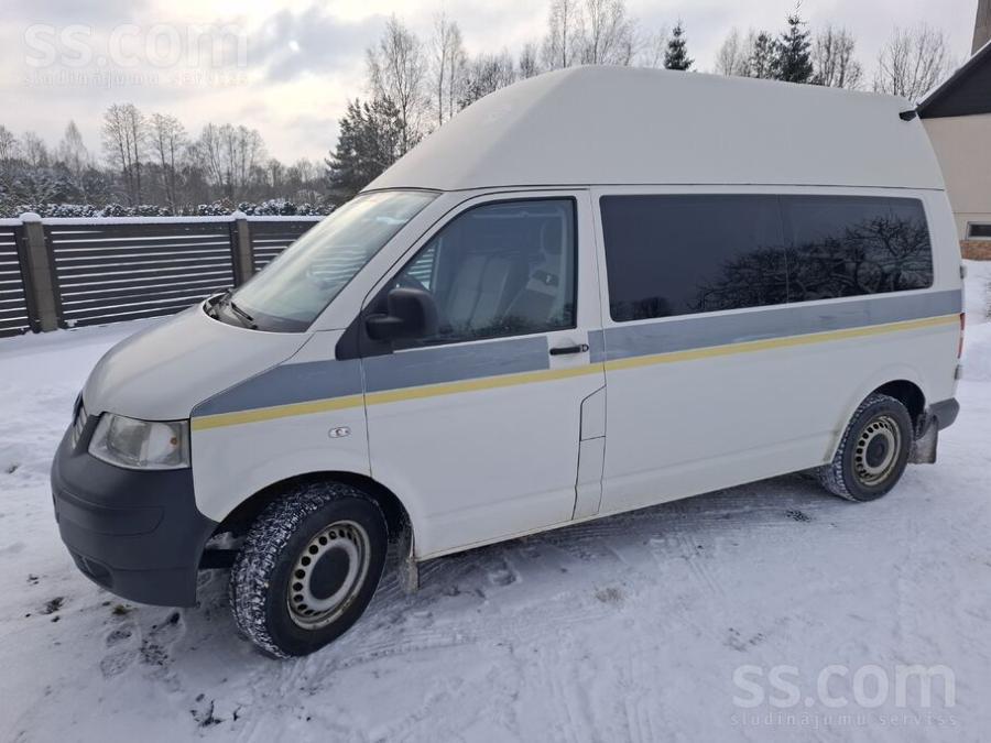 Balts Volkswagen Transporter 2009 Rēzekne, ar dzinēja tilpumu 1.90 L un nobraukumu 475 tūkst. km par 8500 €, foto 1 vietnē AUTOMOTO.COM.LV