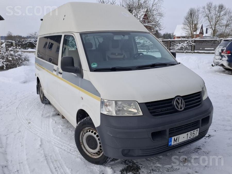 Balts Volkswagen Transporter 2009 Rēzekne, ar dzinēja tilpumu 1.90 L un nobraukumu 475 tūkst. km par 8500 €, foto 2 vietnē AUTOMOTO.COM.LV