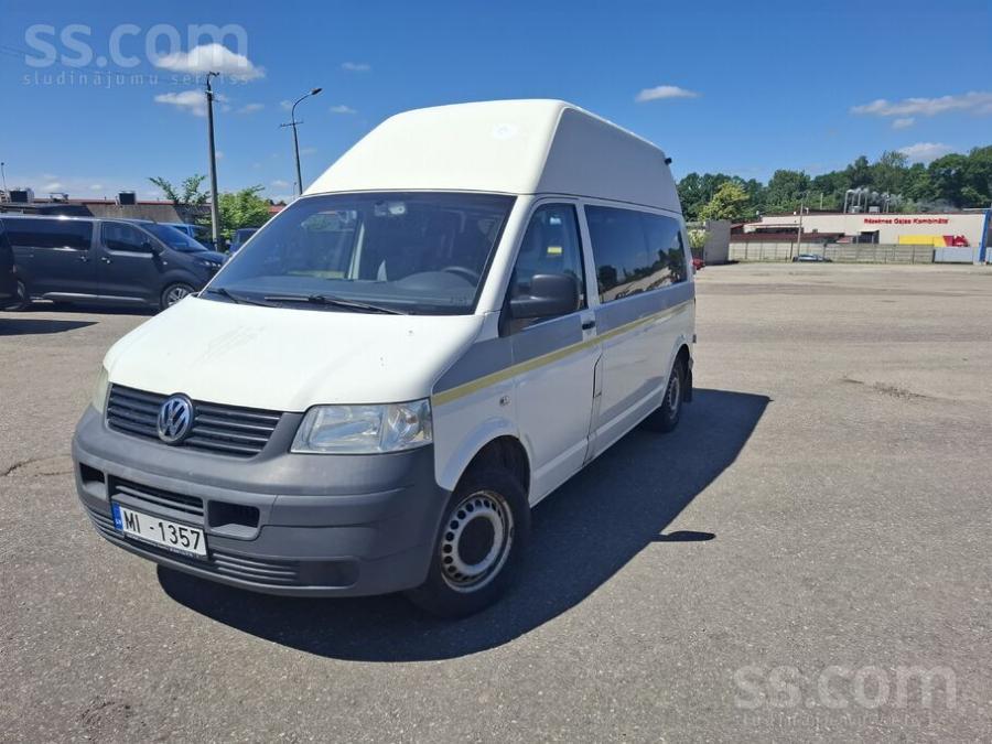 White Volkswagen Transporter 2009 in Rezekne, with an engine capacity of 1.90 L and mileage of 475 thousand km for 5000 €, photo 1 on AUTOMOTO.COM.LV