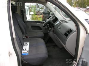 White Volkswagen Transporter 2009 in Riga, with an engine capacity of 2.50 L and mileage of 0 thousand km for 5750 €, photo 4 on AUTOMOTO.COM.LV