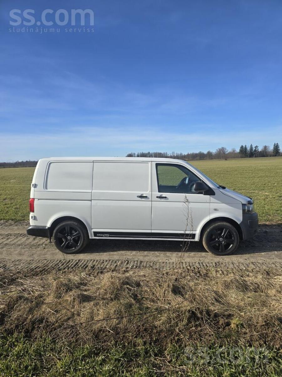 Balts Volkswagen Transporter 2010 Aizkraukle, ar dzinēja tilpumu 2.00 L un nobraukumu 280 tūkst. km par 5800 €, foto 7 vietnē AUTOMOTO.COM.LV