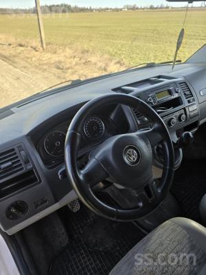 Balts Volkswagen Transporter 2010 Aizkraukle, ar dzinēja tilpumu 2.00 L un nobraukumu 280 tūkst. km par 5800 €, foto 8 vietnē AUTOMOTO.COM.LV