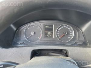 Balts Volkswagen Transporter 2010 Valmiera, ar dzinēja tilpumu 2.00 L un nobraukumu 289 tūkst. km par 5995 €, foto 9 vietnē AUTOMOTO.COM.LV