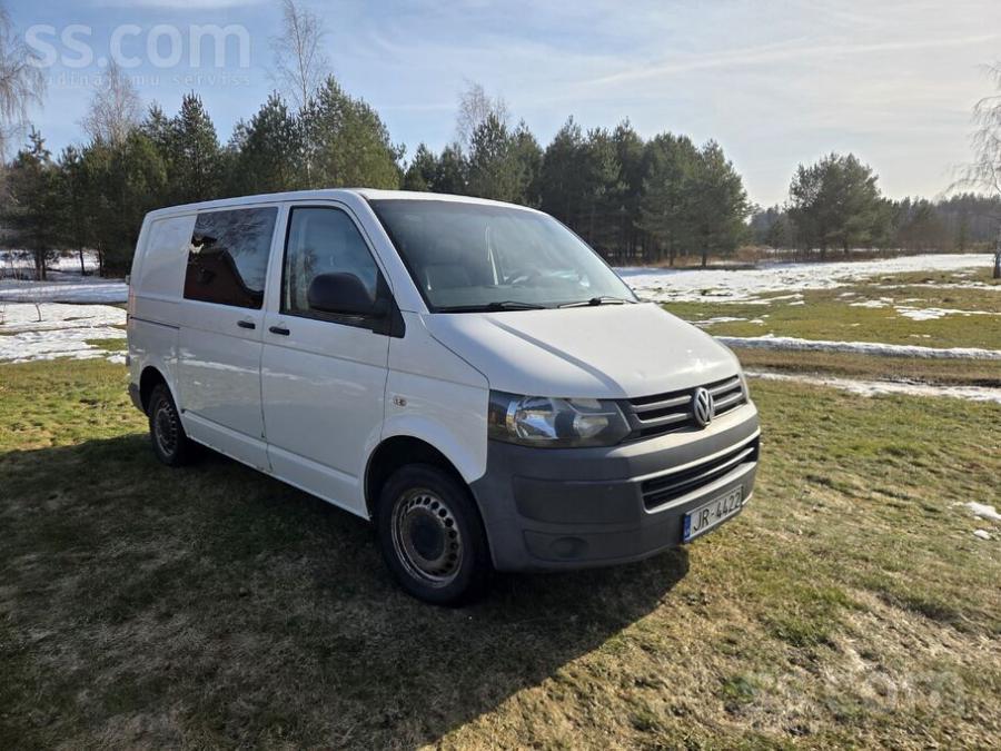 White Volkswagen Transporter 2011 in Riga, with an engine capacity of 2.00 L and mileage of 244 thousand km for 6250 €, photo 1 on AUTOMOTO.COM.LV