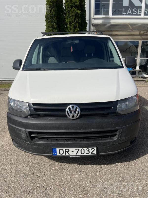 Volkswagen Transporter 2011 Rīga vietnē Balts Volkswagen Transporter 2011 Rīga, ar dzinēja tilpumu 2.00 L un nobraukumu 343 tūkst. km par 6900 €, foto 6 vietnē AUTOMOTO.COM.LV