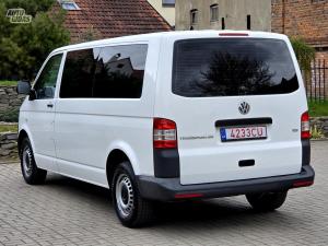 White Volkswagen Transporter 2012 in Vilnius, with an engine capacity of 2.00 L and mileage of 444 thousand km for 8500 €, photo 7 on AUTOMOTO.COM.LV