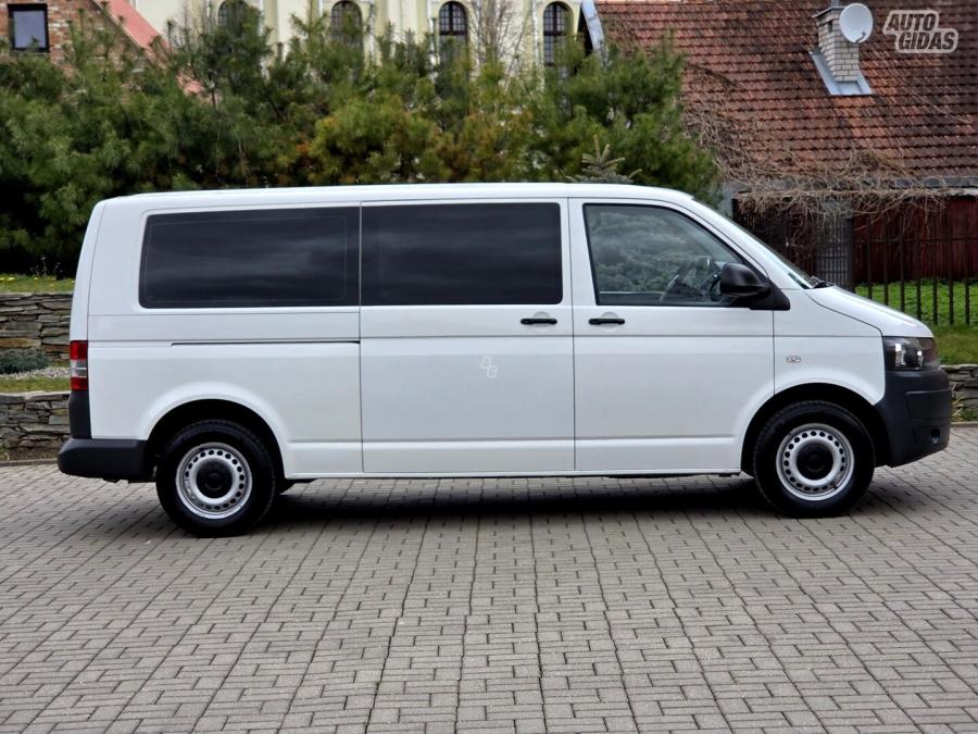 White Volkswagen Transporter 2012 in Vilnius, with an engine capacity of 2.00 L and mileage of 444 thousand km for 8500 €, photo 12 on AUTOMOTO.COM.LV