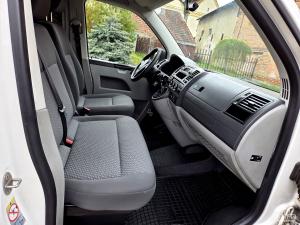 White Volkswagen Transporter 2012 in Vilnius, with an engine capacity of 2.00 L and mileage of 444 thousand km for 8500 €, photo 20 on AUTOMOTO.COM.LV