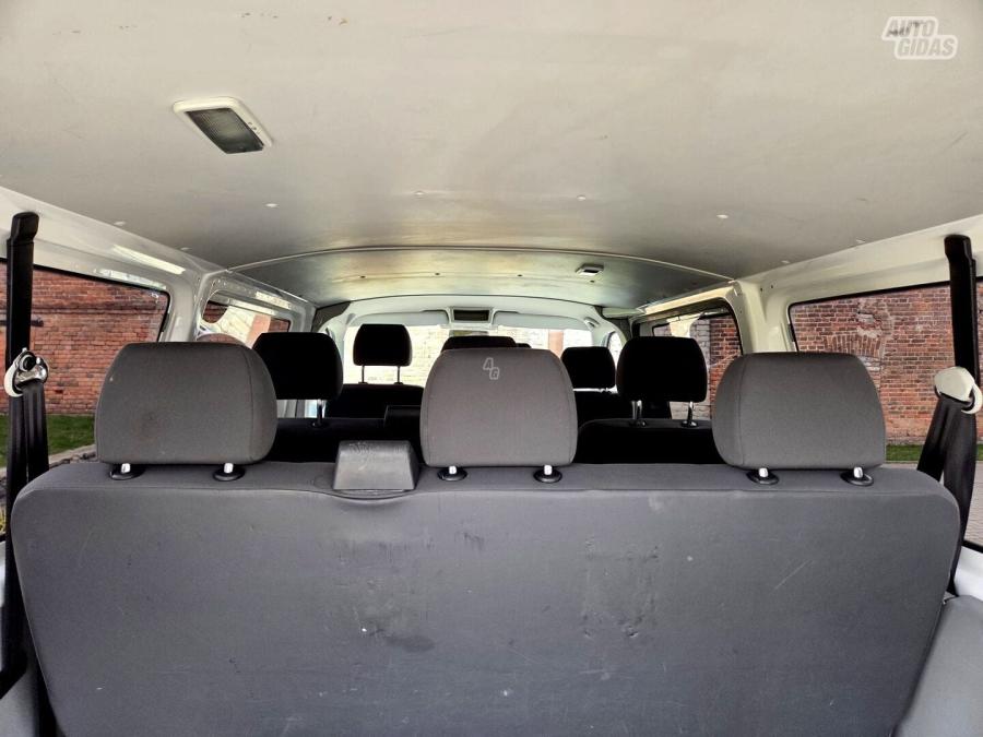 White Volkswagen Transporter 2012 in Vilnius, with an engine capacity of 2.00 L and mileage of 444 thousand km for 8500 €, photo 23 on AUTOMOTO.COM.LV