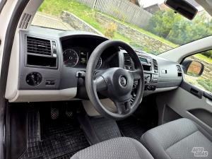 White Volkswagen Transporter 2012 in Vilnius, with an engine capacity of 2.00 L and mileage of 444 thousand km for 8500 €, photo 24 on AUTOMOTO.COM.LV