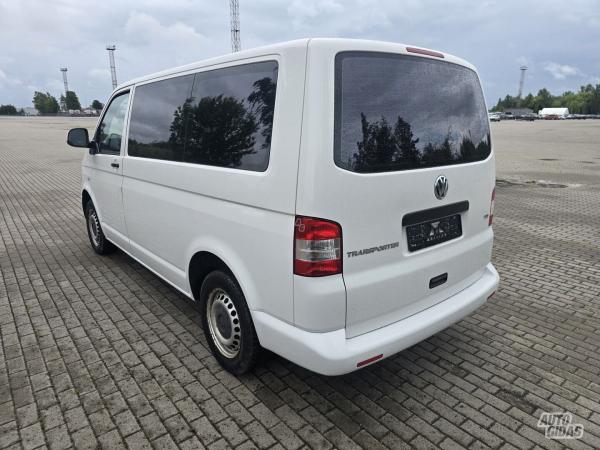 White Volkswagen Transporter 2012 in Marijampole, with an engine capacity of 2.00 L and mileage of 321 thousand km for 7900 €, photo 6 on AUTOMOTO.COM.LV