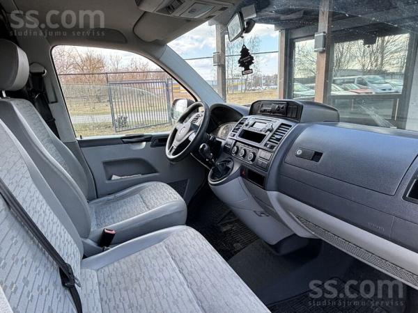 Balts Volkswagen Transporter 2012 Rīga, ar dzinēja tilpumu 2.00 L un nobraukumu 224 tūkst. km par 9390 €, foto 7 vietnē AUTOMOTO.COM.LV