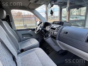 White Volkswagen Transporter 2012 in Riga, with an engine capacity of 2.00 L and mileage of 224 thousand km for 9390 €, photo 8 on AUTOMOTO.COM.LV