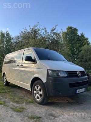 White Volkswagen Transporter 2012 in Riga, with an engine capacity of 2.00 L and mileage of 193 thousand km for 6300 €, photo 6 on AUTOMOTO.COM.LV