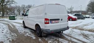 White Volkswagen Transporter 2012 in Valmiera, with an engine capacity of 2.00 L and mileage of 310 thousand km for 5800 €, photo 9 on AUTOMOTO.COM.LV
