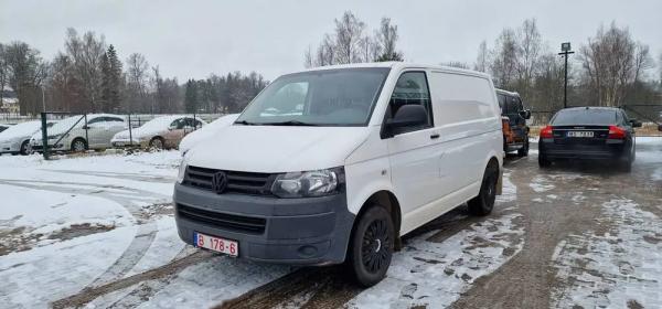 Белый Фольксваген Transporter 2012 в Валмиера, объемом двигателя 2.00 л и пробегом 310 тыс. км за 5800 €, фото 10 на AUTOMOTO.COM.LV