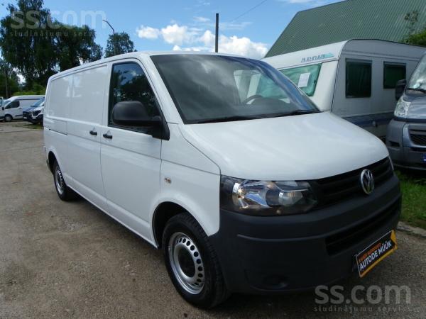 White Volkswagen Transporter 2012 in Valka, with an engine capacity of 2.00 L and mileage of 243 thousand km for 6600 €, photo 1 on AUTOMOTO.COM.LV