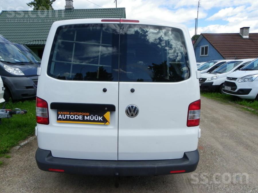 White Volkswagen Transporter 2012 in Valka, with an engine capacity of 2.00 L and mileage of 243 thousand km for 6600 €, photo 7 on AUTOMOTO.COM.LV