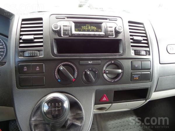 White Volkswagen Transporter 2012 in Valka, with an engine capacity of 2.00 L and mileage of 243 thousand km for 6600 €, photo 10 on AUTOMOTO.COM.LV