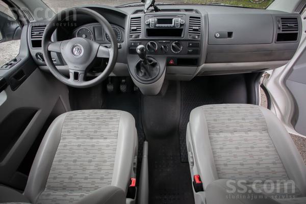 White Volkswagen Transporter 2012 in Tukums, with an engine capacity of 2.00 L and mileage of 298 thousand km for 5850 €, photo 8 on AUTOMOTO.COM.LV