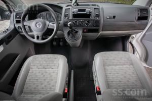 White Volkswagen Transporter 2012 in Tukums, with an engine capacity of 2.00 L and mileage of 298 thousand km for 5850 €, photo 8 on AUTOMOTO.COM.LV