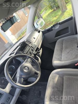 White Volkswagen Transporter 2012 in Daugavpils, with an engine capacity of 2.00 L and mileage of 269 thousand km for 7500 €, photo 5 on AUTOMOTO.COM.LV