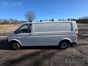 Balts Volkswagen Transporter 2014 Valmiera, ar dzinēja tilpumu 2.00 L un nobraukumu 291 tūkst. km par 7250 €, foto 4 vietnē AUTOMOTO.COM.LV