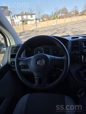 Balts Volkswagen Transporter 2014 Valmiera, ar dzinēja tilpumu 2.00 L un nobraukumu 291 tūkst. km par 7250 €, foto 14 vietnē AUTOMOTO.COM.LV