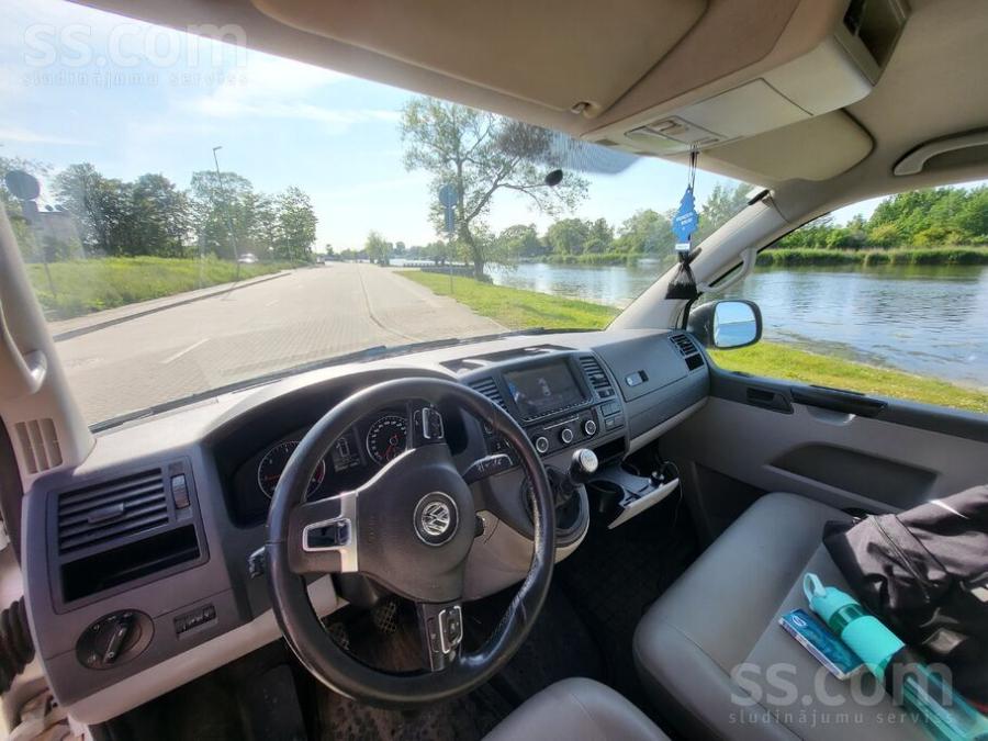 Balts Volkswagen Transporter 2014 Liepāja, ar dzinēja tilpumu 2.00 L un nobraukumu 219 tūkst. km par 6900 €, foto 4 vietnē AUTOMOTO.COM.LV