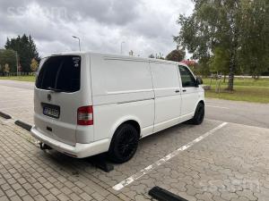 White Volkswagen Transporter 2014 in Cesis, with an engine capacity of 2.00 L and mileage of 400 thousand km for 6490 €, photo 8 on AUTOMOTO.COM.LV