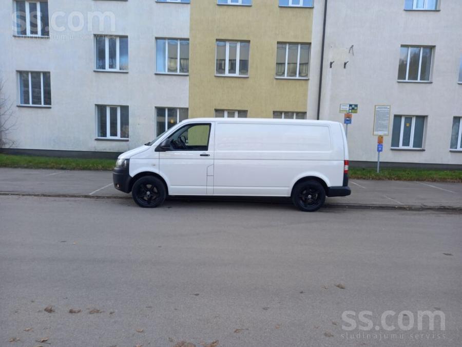 White Volkswagen Transporter 2015 in Riga, with an engine capacity of 2.00 L and mileage of 0 thousand km for 10999 €, photo 7 on AUTOMOTO.COM.LV