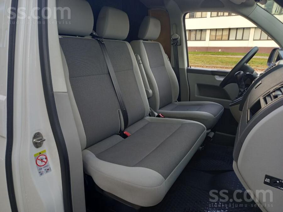 White Volkswagen Transporter 2015 in Riga, with an engine capacity of 2.00 L and mileage of 0 thousand km for 10999 €, photo 14 on AUTOMOTO.COM.LV