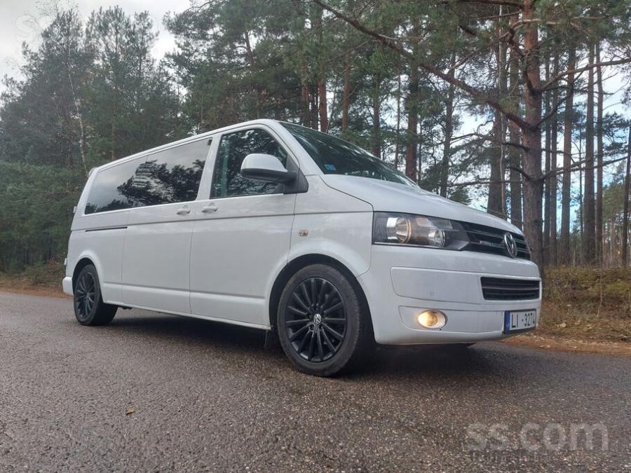 White Volkswagen Transporter 2015 in Riga, with an engine capacity of 2.00 L and mileage of 233 thousand km for 14520 €, photo 1 on AUTOMOTO.COM.LV