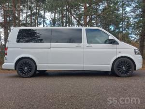 White Volkswagen Transporter 2015 in Riga, with an engine capacity of 2.00 L and mileage of 233 thousand km for 14520 €, photo 6 on AUTOMOTO.COM.LV
