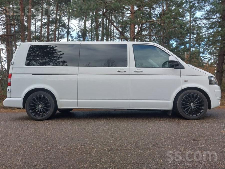 White Volkswagen Transporter 2015 in Riga, with an engine capacity of 2.00 L and mileage of 233 thousand km for 14520 €, photo 6 on AUTOMOTO.COM.LV