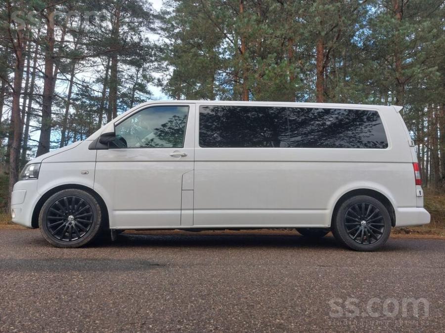 White Volkswagen Transporter 2015 in Riga, with an engine capacity of 2.00 L and mileage of 233 thousand km for 14520 €, photo 7 on AUTOMOTO.COM.LV