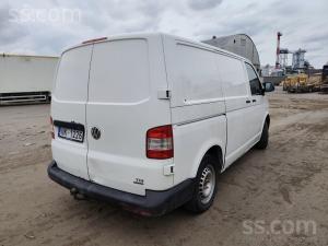 White Volkswagen Transporter 2015 in Jekabpils, with an engine capacity of 2.00 L and mileage of 250 thousand km for 8500 €, photo 6 on AUTOMOTO.COM.LV
