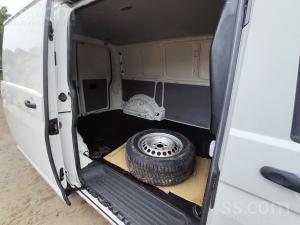 White Volkswagen Transporter 2015 in Jekabpils, with an engine capacity of 2.00 L and mileage of 250 thousand km for 8500 €, photo 13 on AUTOMOTO.COM.LV