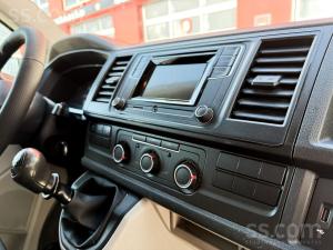 Balts Volkswagen Transporter 2015 Rīga, ar dzinēja tilpumu 2.00 L un nobraukumu 291 tūkst. km par 7800 €, foto 5 vietnē AUTOMOTO.COM.LV