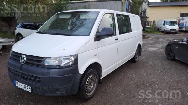 Volkswagen Transporter 2015 Rīga vietnē Balts Volkswagen Transporter 2015 Rīga, ar dzinēja tilpumu 2.00 L un nobraukumu 204 tūkst. km par 8450 €, foto 1 vietnē AUTOMOTO.COM.LV