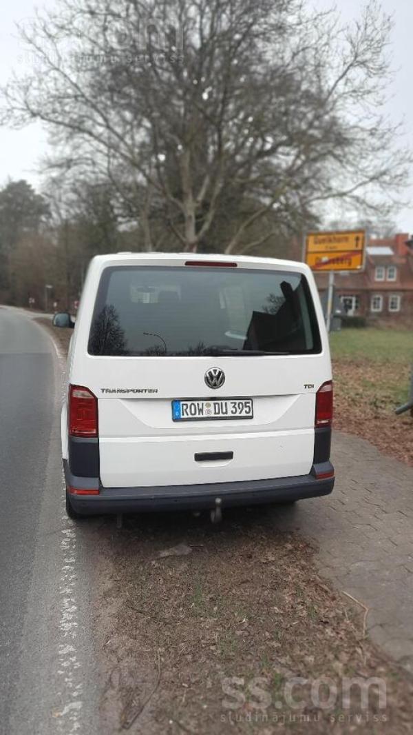 Balts Volkswagen Transporter 2016 Rīga, ar dzinēja tilpumu 2.00 L un nobraukumu 288 tūkst. km par 11600 €, foto 3 vietnē AUTOMOTO.COM.LV