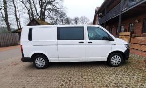 Balts Volkswagen Transporter 2016 Rīga, ar dzinēja tilpumu 2.00 L un nobraukumu 288 tūkst. km par 11600 €, foto 5 vietnē AUTOMOTO.COM.LV