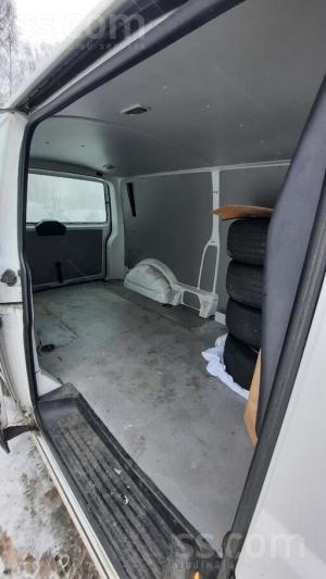 Balts Volkswagen Transporter 2016 Rīga, ar dzinēja tilpumu 2.00 L un nobraukumu 288 tūkst. km par 11600 €, foto 16 vietnē AUTOMOTO.COM.LV