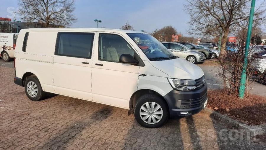 Balts Volkswagen Transporter 2016 Rīga, ar dzinēja tilpumu 2.00 L un nobraukumu 288 tūkst. km par 11600 €, foto 25 vietnē AUTOMOTO.COM.LV