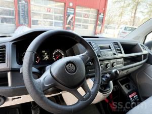 Balts Volkswagen Transporter 2016 Rīga, ar dzinēja tilpumu 2.00 L un nobraukumu 300 tūkst. km par 10900 €, foto 6 vietnē AUTOMOTO.COM.LV