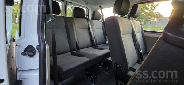 White Volkswagen Transporter 2016 in Valmiera, with an engine capacity of 2.00 L and mileage of 169 thousand km for 13300 €, photo 9 on AUTOMOTO.COM.LV