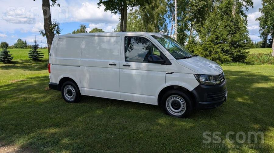 Balts Volkswagen Transporter 2016 Ogre, ar dzinēja tilpumu 2.00 L un nobraukumu 364 tūkst. km par 9930 €, foto 4 vietnē AUTOMOTO.COM.LV
