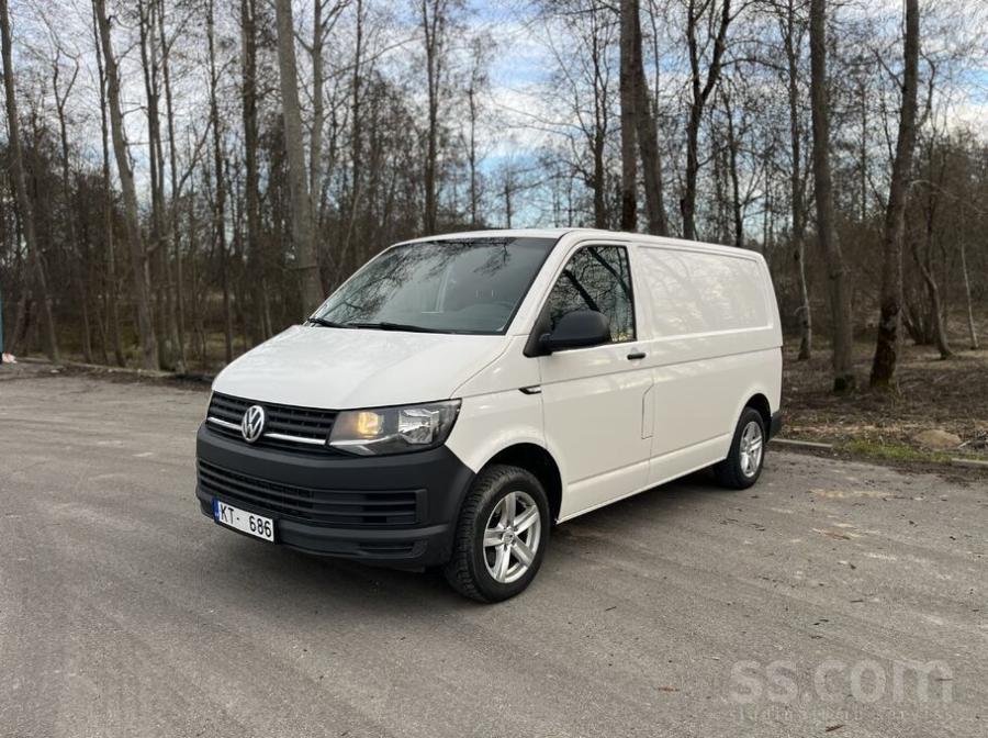 White Volkswagen Transporter 2017 in Saldus, with an engine capacity of 2.00 L and mileage of 280 thousand km for 7600 €, photo 2 on AUTOMOTO.COM.LV