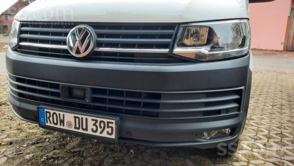 Balts Volkswagen Transporter 2017 Rīga, ar dzinēja tilpumu 2.00 L un nobraukumu 300 tūkst. km par 13900 €, foto 4 vietnē AUTOMOTO.COM.LV