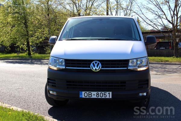 White Volkswagen Transporter 2018 in Riga, with an engine capacity of 2.00 L and mileage of 272 thousand km for 12200 €, photo 2 on AUTOMOTO.COM.LV